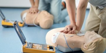 The Importance of Quick Response with Defibrillator AEDs - Mitmunk